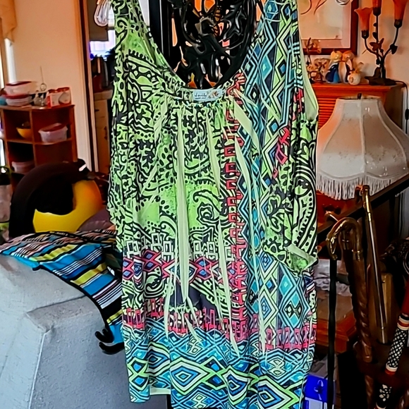 Unity World Wear | Tops | Unity Petite Lg | Poshmark